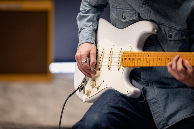 Nova American Ultra Luxe Vintage da Fender com inspiração clássica e ...